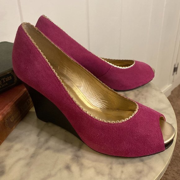 Lilly Pulitzer | Shoes | Copy Lilly Pulitzer Resort Chic Pink Suede ...